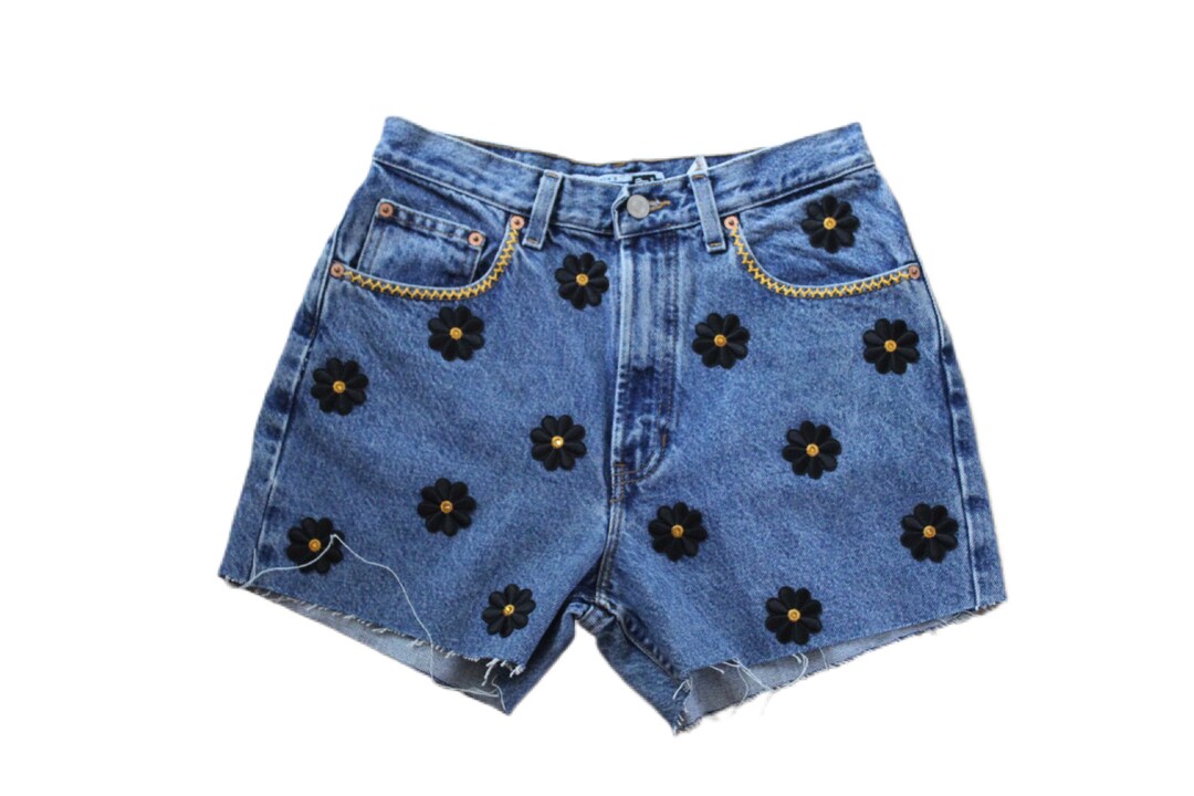 Hand Embellished Daisy Shorts! - Etsy