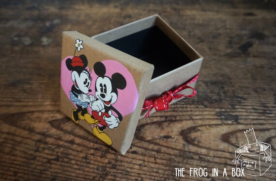 Art & Collectibles Painting Hand-Painted Mickey and Minnie Mouse Box ...
