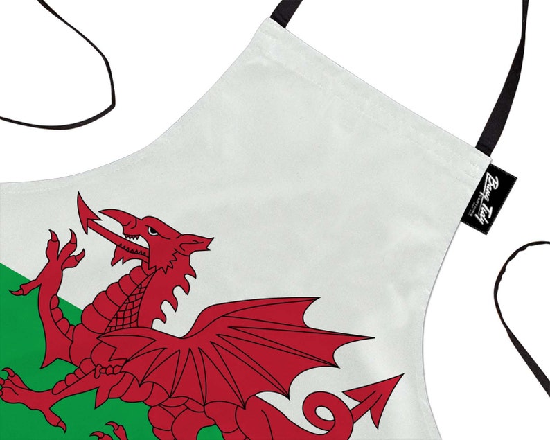 Welsh Flag Apron With Red Dragon of Cymru Wales - Welsh Gifts for Men ...