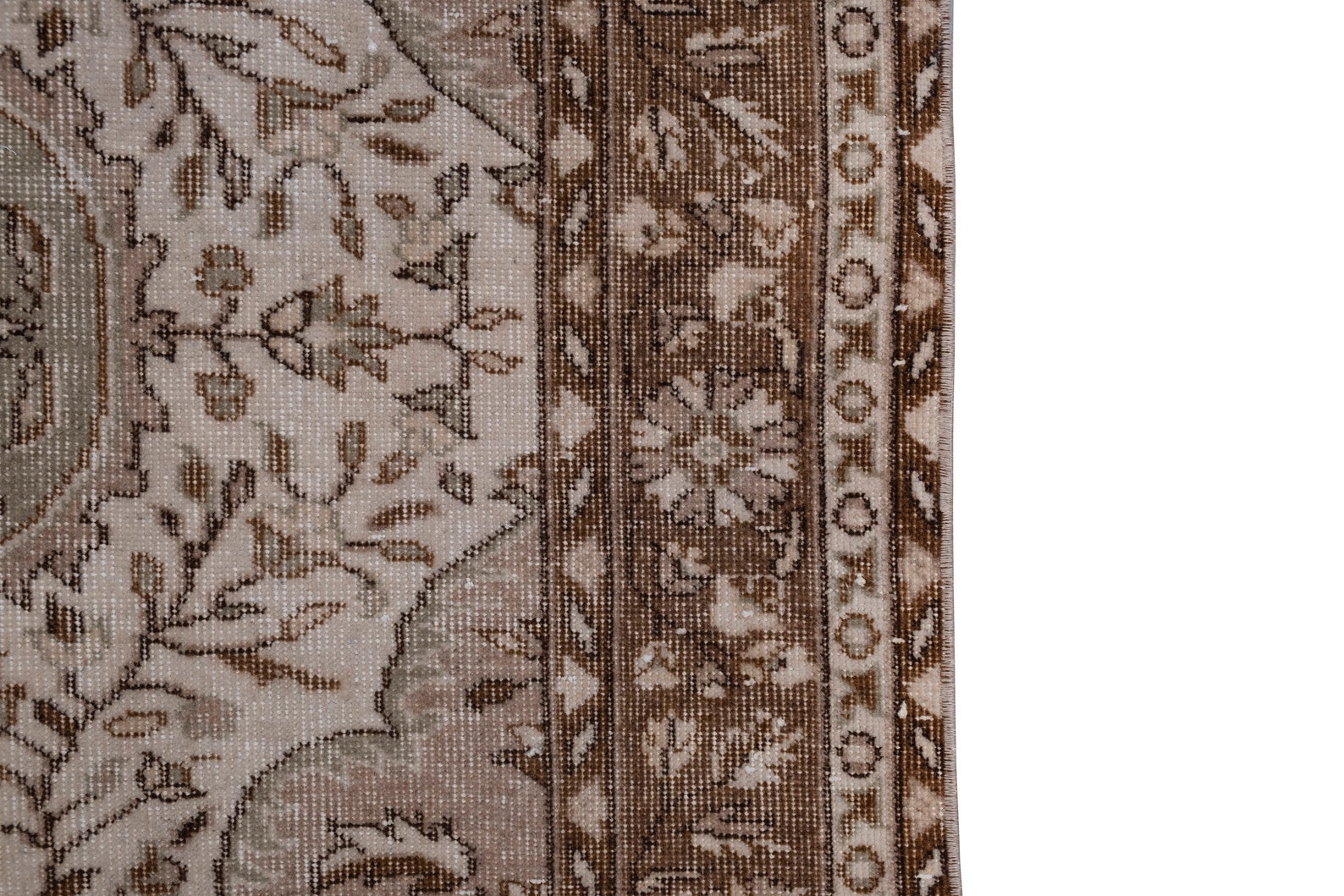 Vintage Turkish Floral Rug in Neutral Colors, Decorative Wool Carpet ...