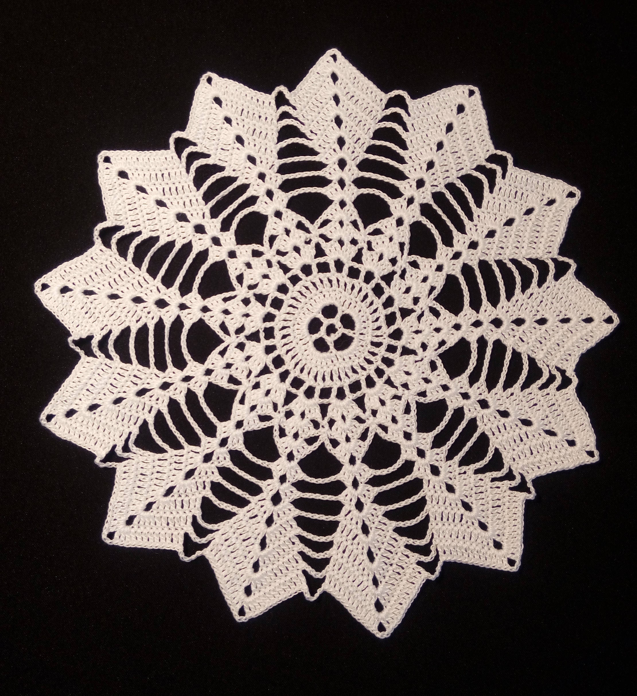 SALE Christmas doilies-red doily-green doily-white doily-Crochet ...