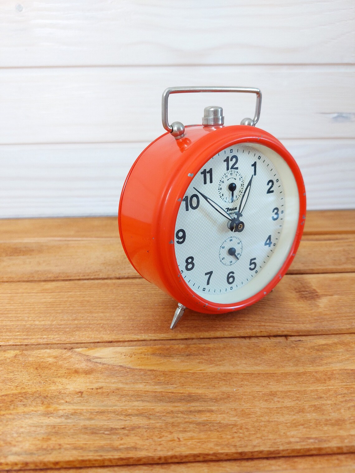Vintage Red Alarm Clock Insa Clock Yugoslavia Mechanical - Etsy
