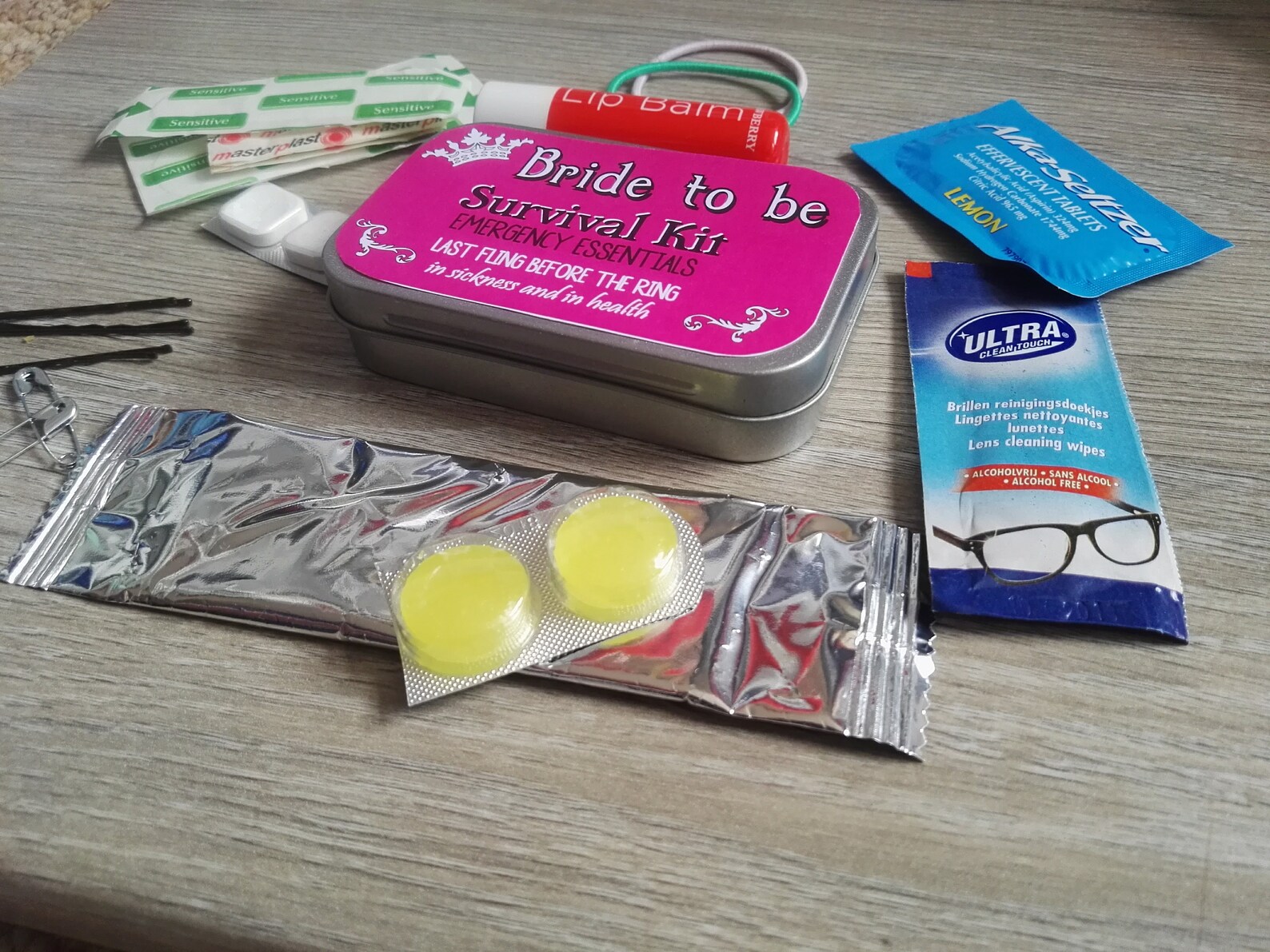 Survival Tin or Rescue Kits With Filling tin & Sticker | Etsy