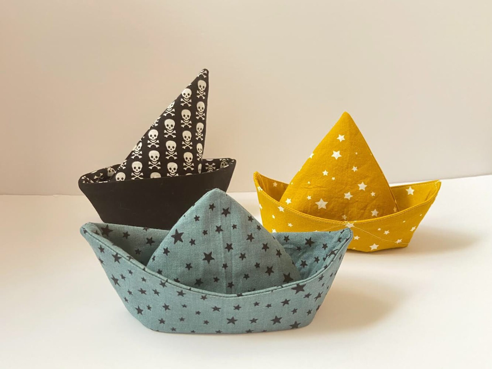 Fabric Boats PDF Pattern by PostalThreads IvyIslaLouisa | Etsy