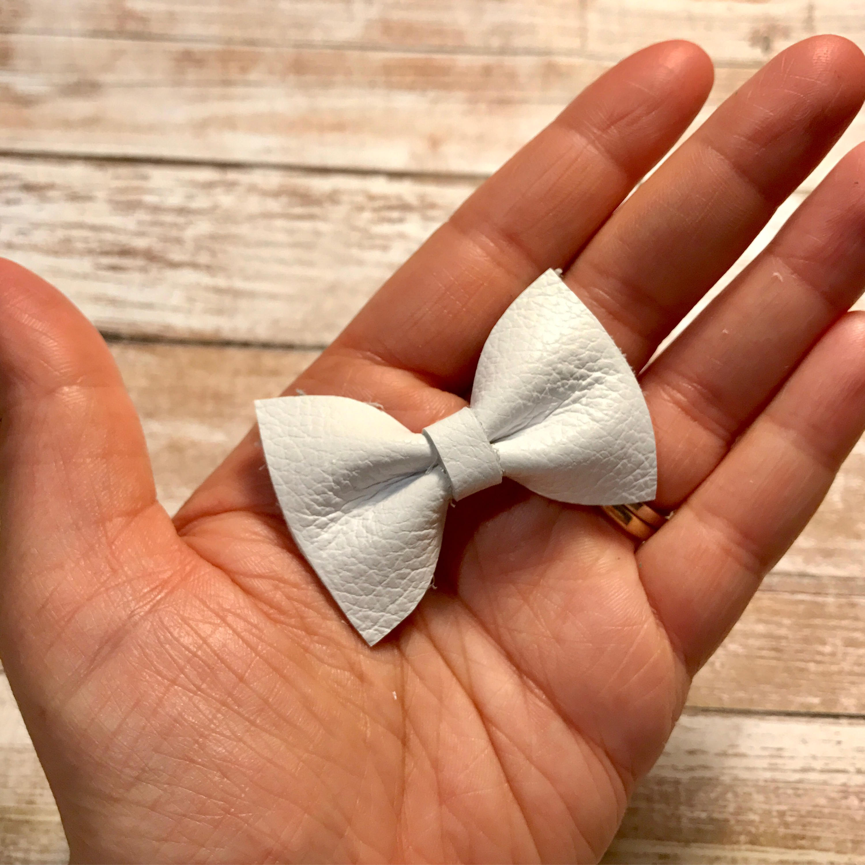 Small Classic Leather Bow, Leather Bow, Handmade Bow, Baby Bow, Baby ...