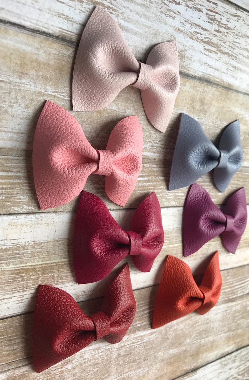 Classic Leather Bow baby bow girl bow leather bow clip | Etsy