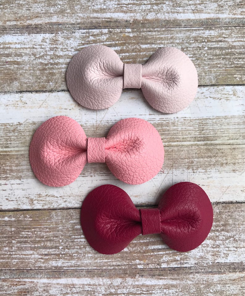 Buttercup Leather Bow Clip Rounded Leather Bow Handmade Bow - Etsy Denmark