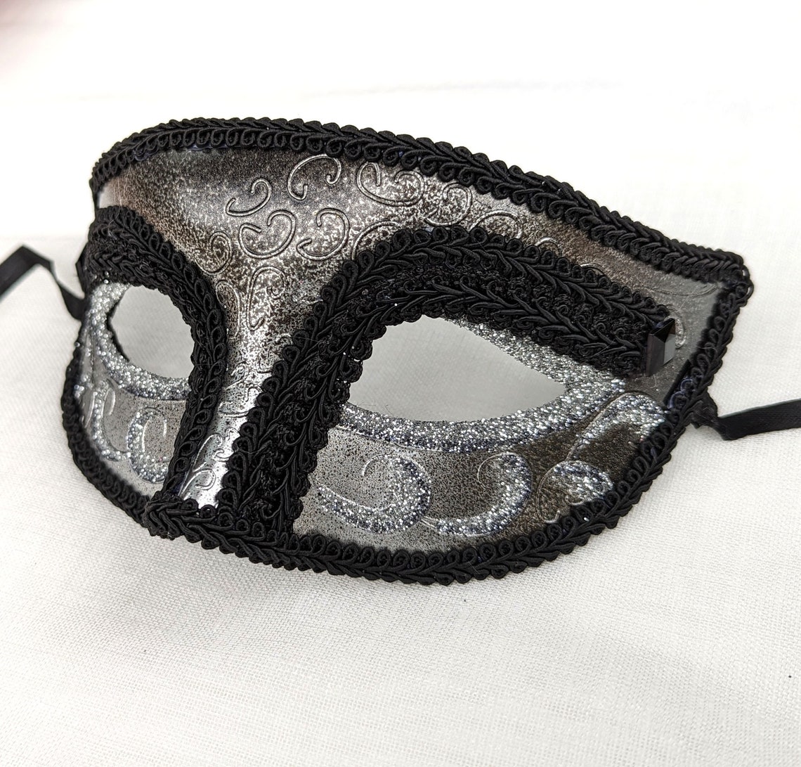 Trojan Warrior Black & Silver Men's Masquerade Mask - Etsy