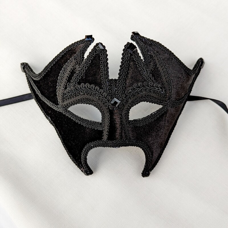 Gargoyle Mask - Etsy