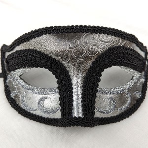 Trojan Warrior Black & Silver Men's Masquerade Mask Costume Party Eye ...