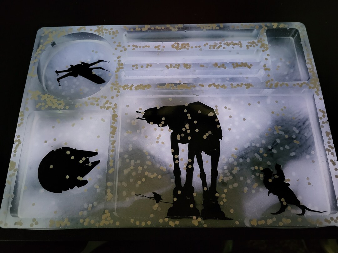 Battle of Hoth Star Wars Glow in the Dark Rolling Tray and Matching ...