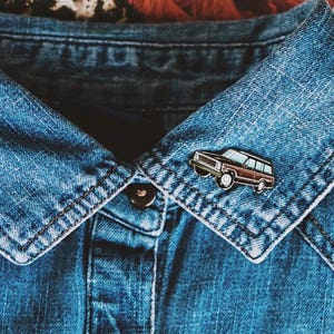 Weekend Wagon Lapel Pin Classic Wagoneer Wagon Station Wagin - Etsy