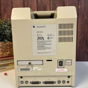 Vintage Macintosh SE 1MB RAM, 800K Floppy, 20MB Hard Disk, Retro Apple ...