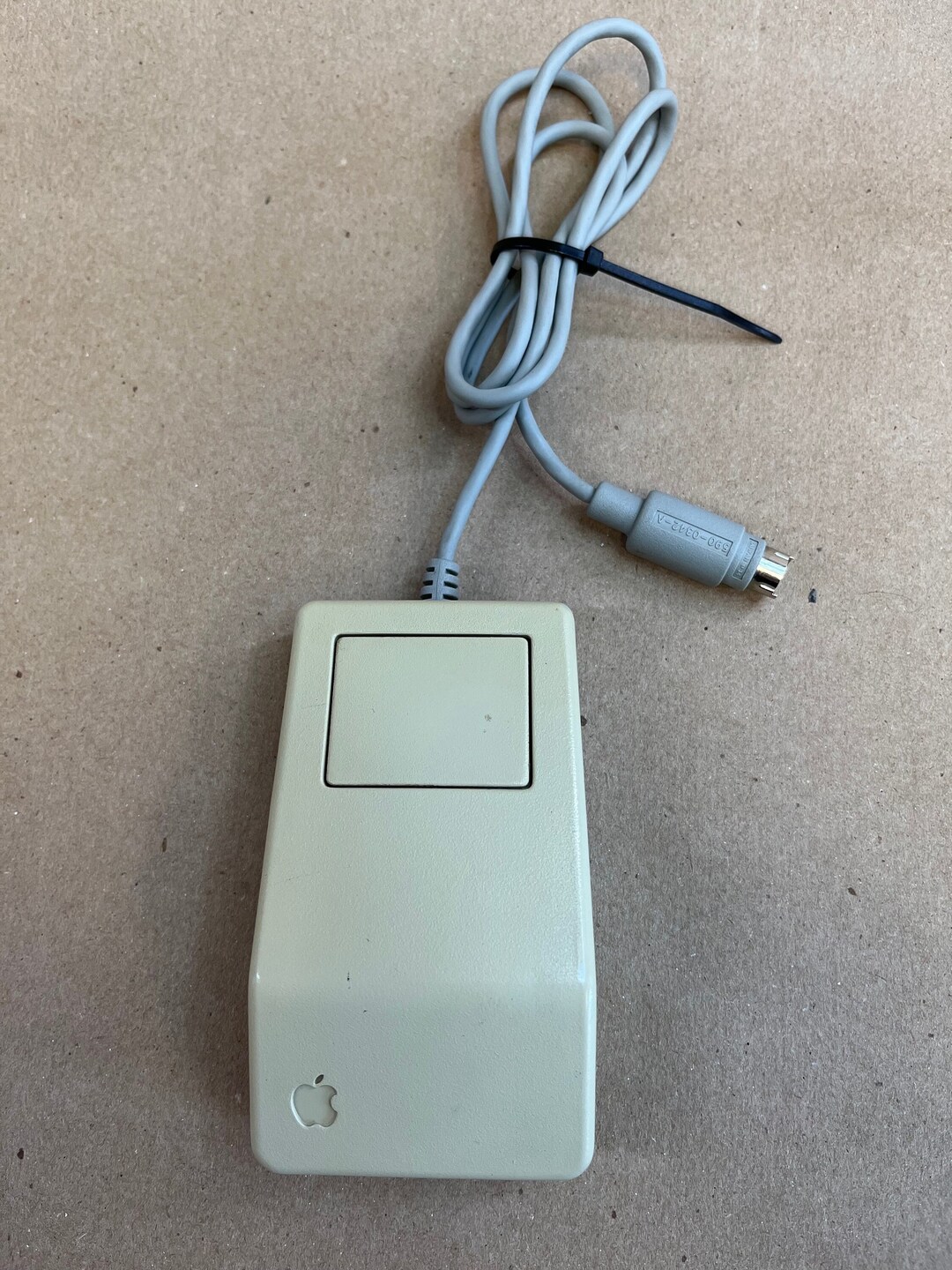 Vintage Mouse, Retro Apple Brand Desktop "bus" Mouse Vintage Macintosh ...