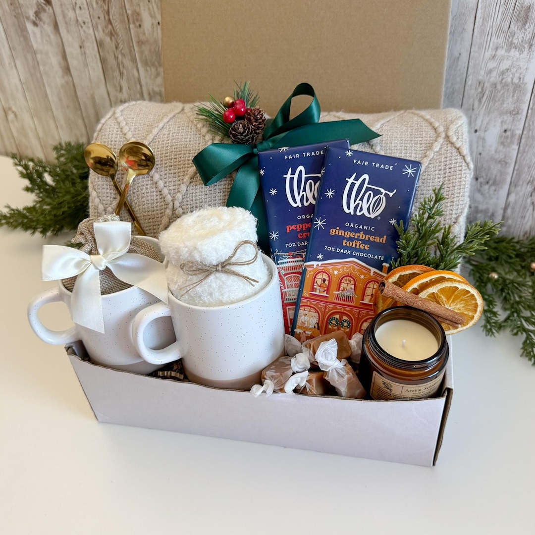 Boho Cozy Blanket Gift Box, Happy Birthday Gift Box for Women ...