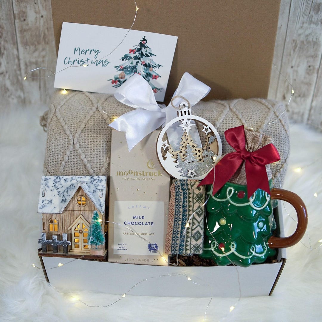 Christmas Gift Boxes With Blankets, Blanket Gift Box Birthday for Mom ...