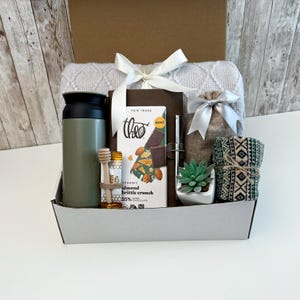 Men's Business Professional Gifts, Curated Corporate Gift Box ...