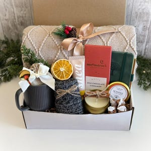 Christmas Gifts Gift Box, Holiday Gift Box, Winter Gift Box, Winter ...