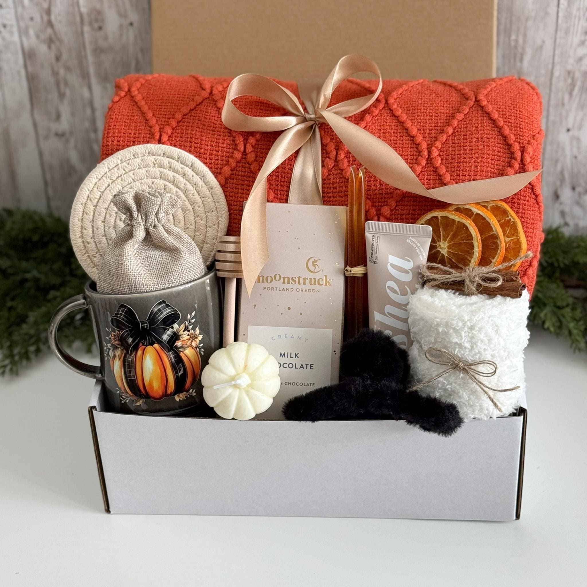 Halloween Themed Gift Basket , Fall Gift Basket Women, Boo Basket for ...