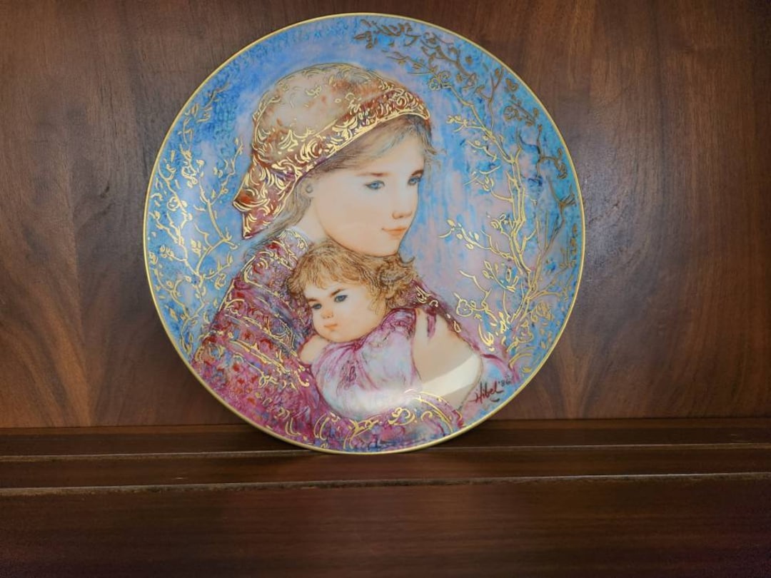 Edna Hibel Collector Plate Original Box Emily and Jennifer Mother's Day ...