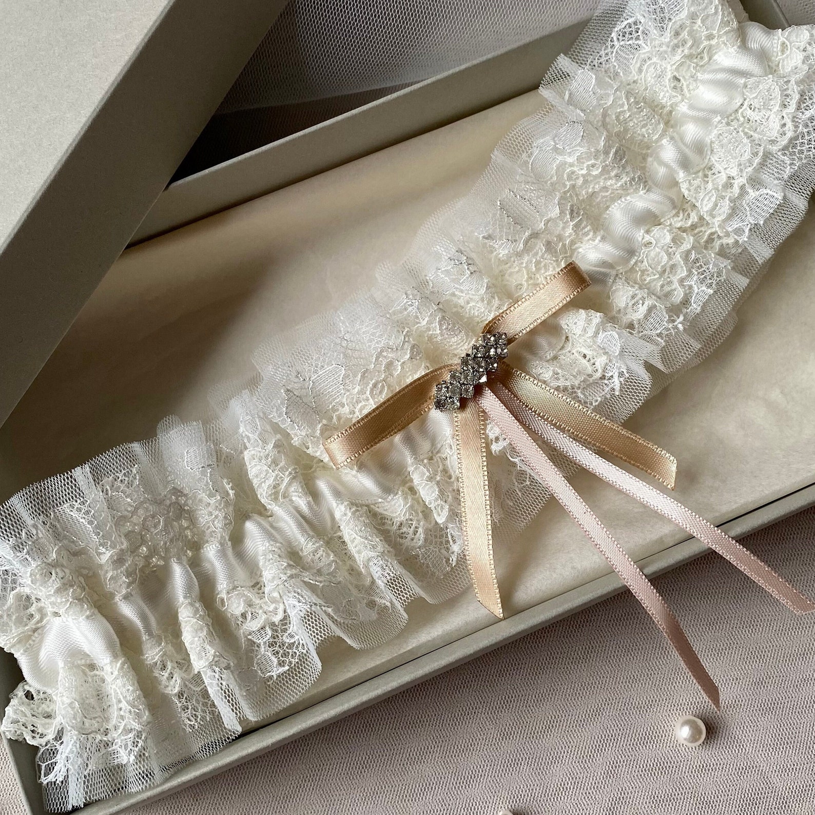 Bridal Ivory Garter, Wedding off White Garter, Luxury Tulle Garter With ...