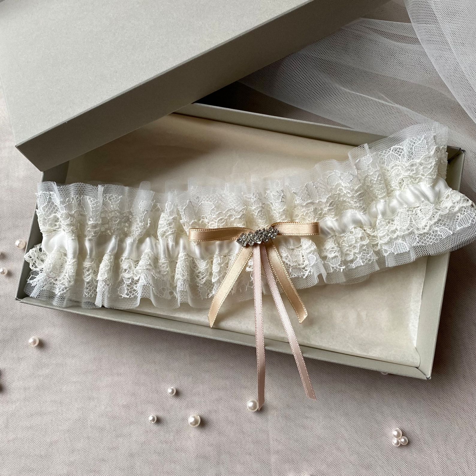 Bridal Ivory Garter, Wedding off White Garter, Luxury Tulle Garter With ...