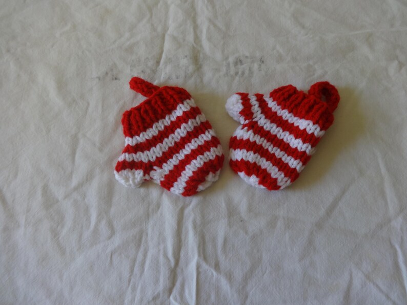 Mini Knitted Christmas Mitten Set of 2 - Etsy