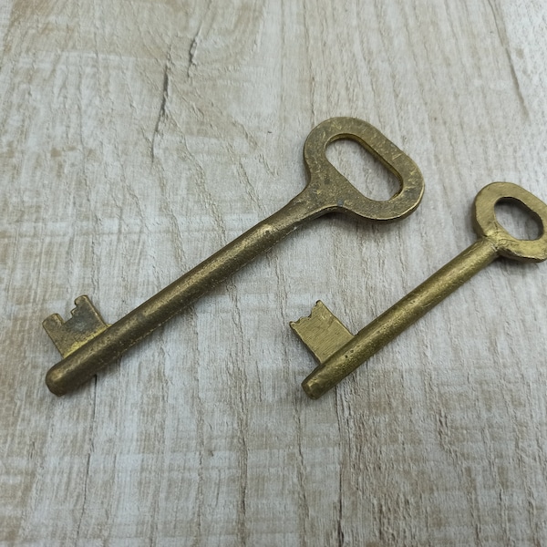 Large Brass Key - Etsy