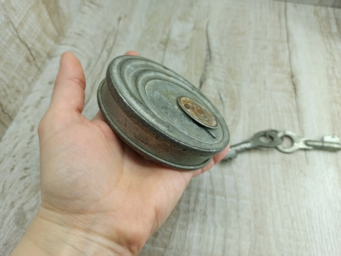 Giant Round Padlock Gray Antique Lock Big Padlock Rustic Lock - Etsy
