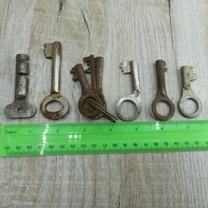 Vintage Keys Lot 7 Pcs Wholesale Antique Keys for Craft and Decor Old ...
