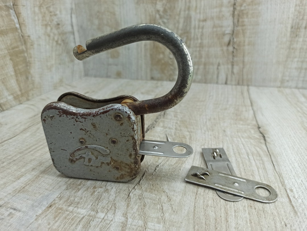 Vintage Padlock Rusty Antique Lock Big Soviet Padlock Rustic - Etsy