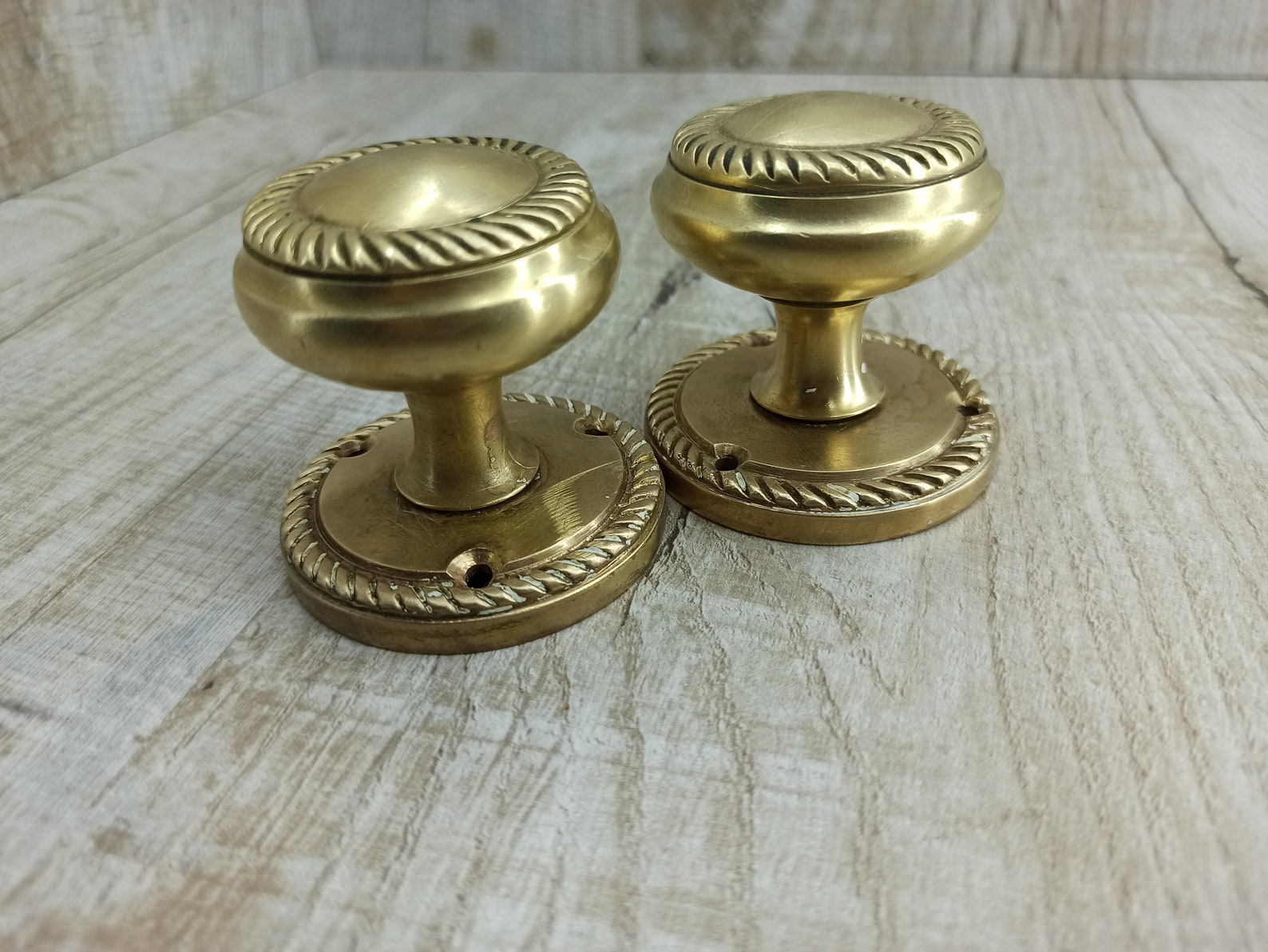 Vintage 2 bronze door knob Old gold door knobs Vintage door | Etsy