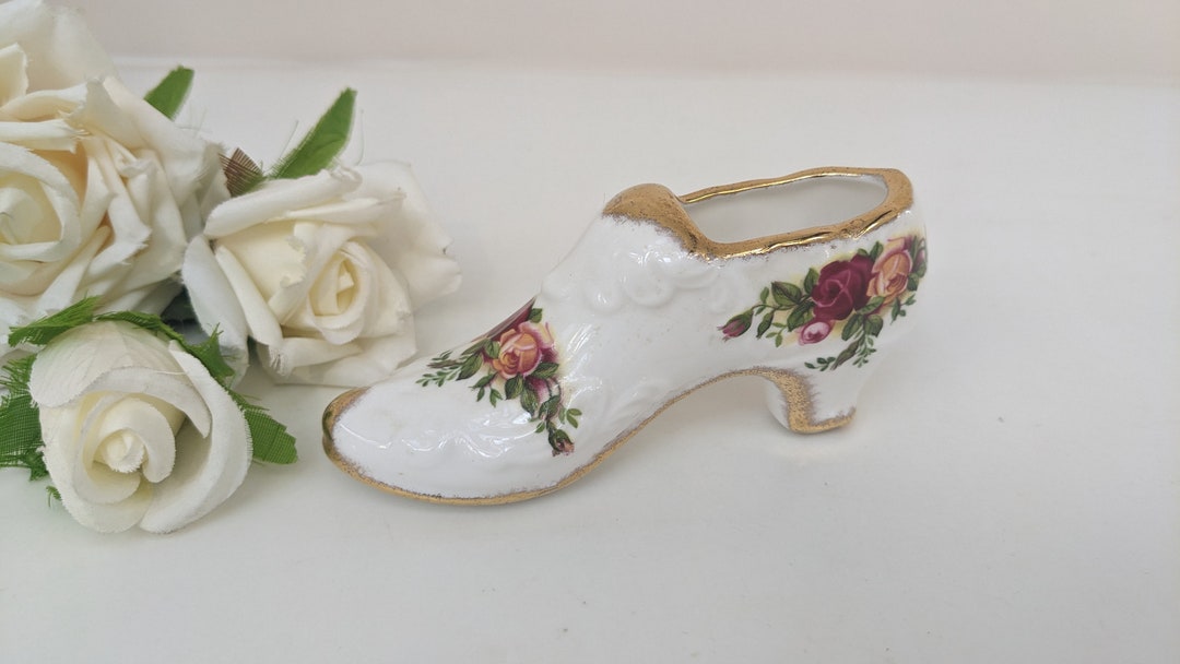 Royal Albert Miniature Shoe, Old Country Roses, Red and Yellow Roses ...