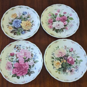 Royal Albert Collectors Plate, the Rose Garden Collection, Blue Moon ...