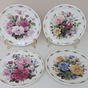 Royal Albert Collectors Plate, the Rose Garden Collection, Blue Moon ...