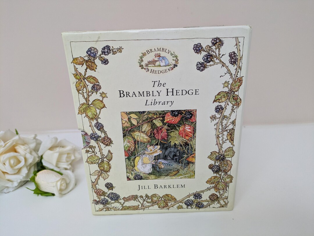 Brambly Hedge Library, Set of 8 Story Books by Jill Barklem, Mouse ...