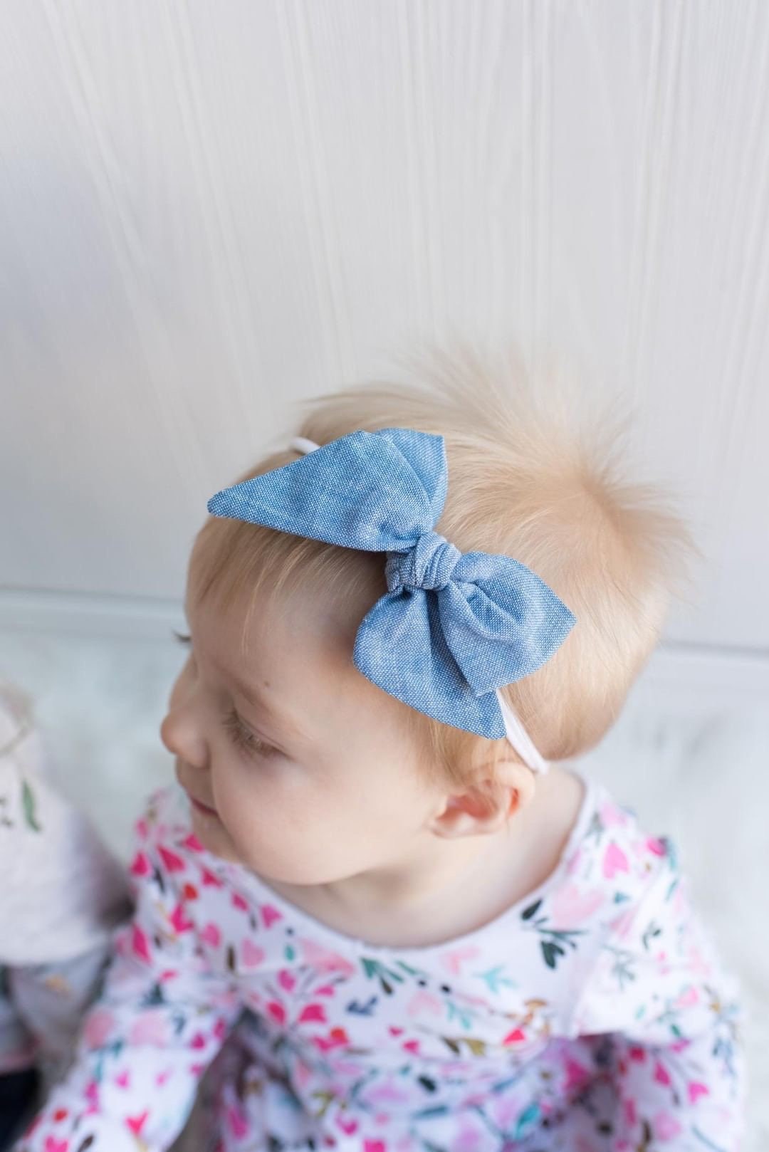 Red Polka Dot Baby Bow. Red Holiday Baby Bow. Red Polkadot - Etsy.de