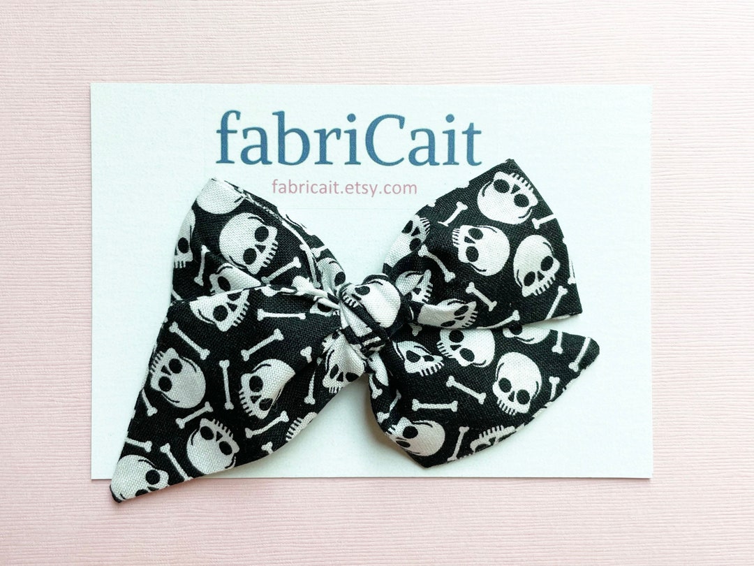 Skulls Hair Bow. Halloween Hair Bow. Halloween Skeleton Bow. - Etsy.de