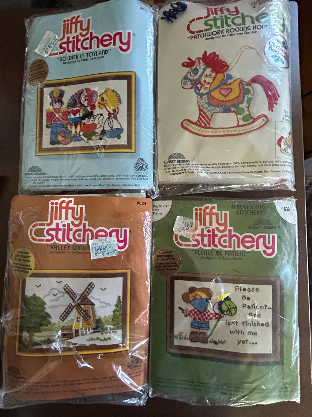 Jiffy Stitchery - Sunset Designs - Stitchery Kits and Bernat Christmas ...