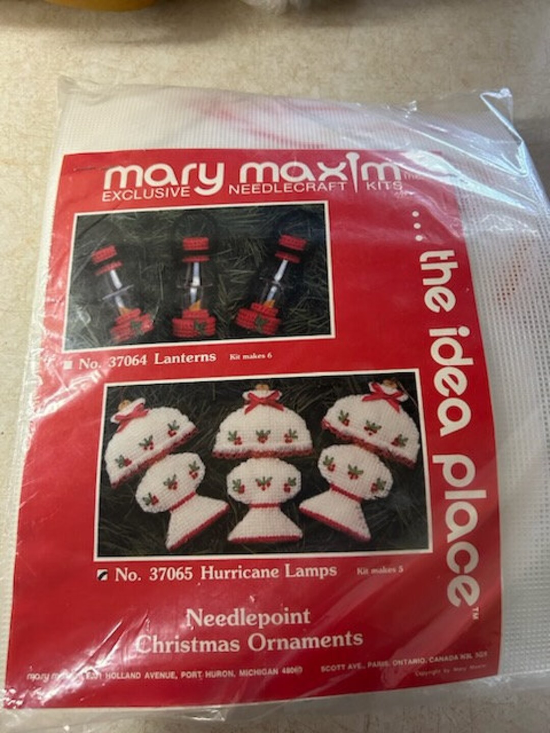 Mary Maxim Needlepoint/plastic Canvas Christmas Ornaments Hurricane ...