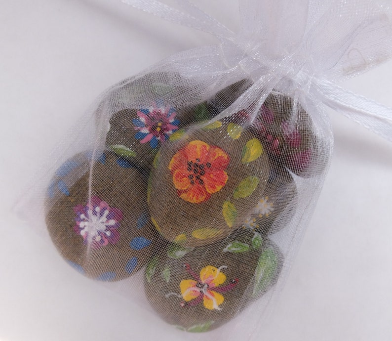 Floral Collection Painted Pebbles - Etsy