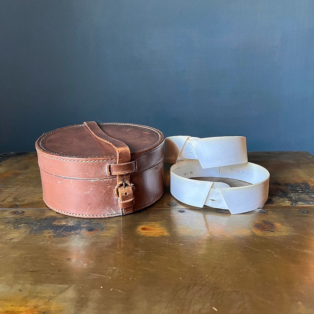 Antique Leather Collar Box With Lot of 11 Paper Collars, Round Leather ...