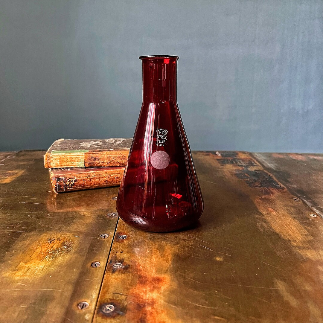 Vintage Red Glass Erlenmeyer Flask Rare Ruby Red Pyrex - Etsy