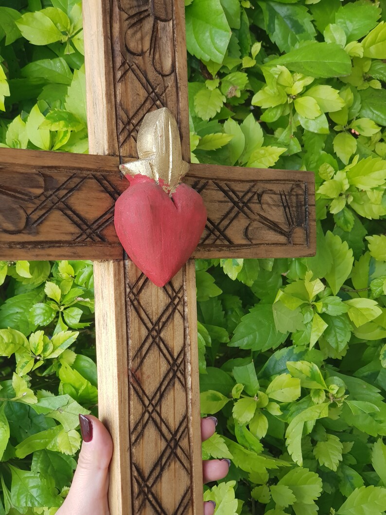 Mexican Wood Heart Cross, Vintage Milagro Carving Cross, Sacred Heart ...