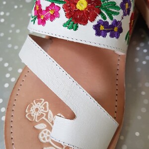 Mexico Embroidered Flower Sandals, Toe Ring White Leather Sandals ...