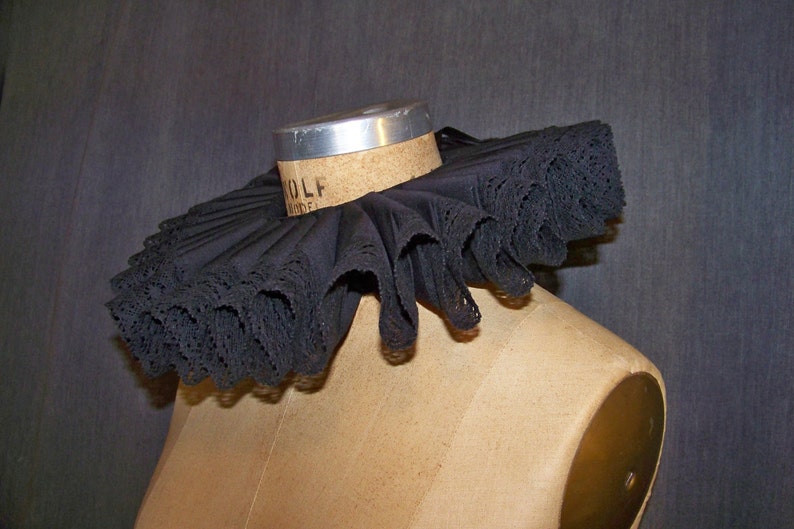 Cartwheel Neck Ruff Adult SCA Renaissance Faire Custom | Etsy