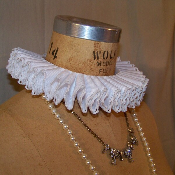 Elizabethan Ruff - Etsy