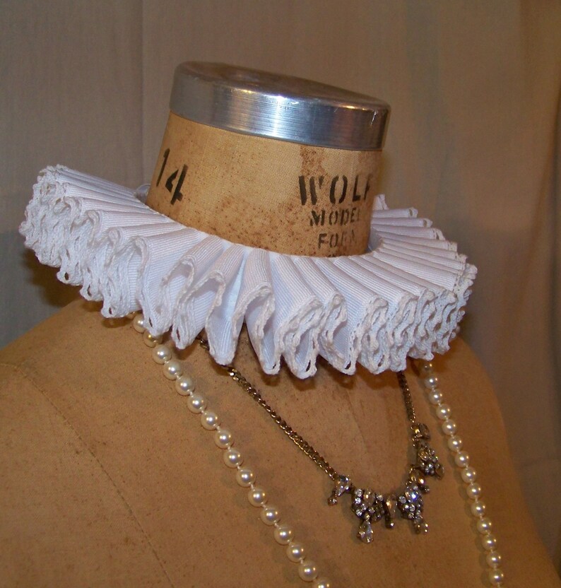 Neck Ruff Narrow Ribbon Custom SCA Elizabethan Renaissance | Etsy