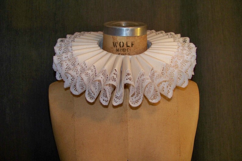 Cartwheel Neck Ruff Adult SCA Renaissance Faire Custom | Etsy
