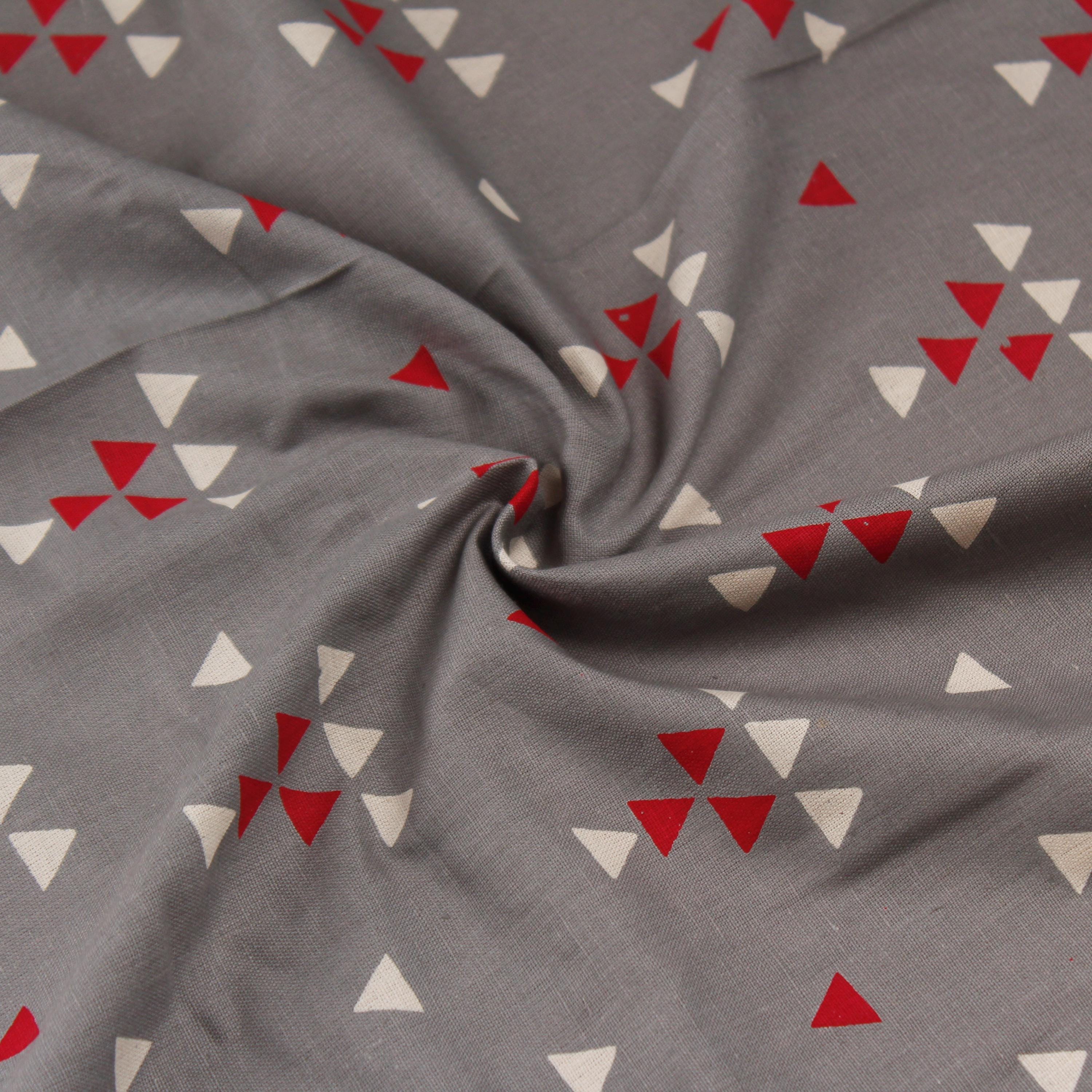 1 Yard Gray Triangle Print Fabric, Indian Cotton, Upholstery Fabric. - Etsy